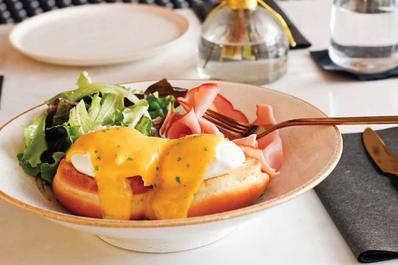 Serena Hotel - Restaurant